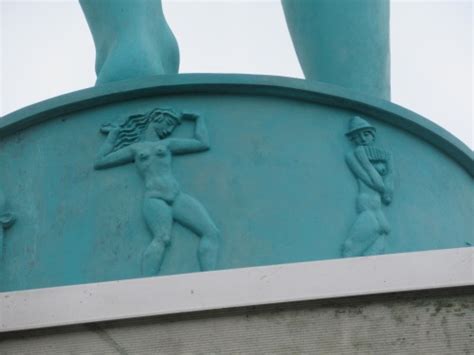 Sun Singer Statue By Carl Milles Around And About With Viv