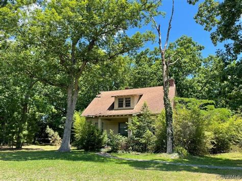 5231 Pouncey Tract Rd Glen Allen Va 23059 Mls 2214852 Redfin