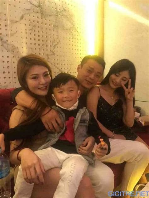 아들을 룸사롱에 데려가서 논란이 된 동남아 남성 유머 움짤 이슈 에펨코리아