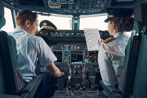 How Difficult Is It To Become A Commercial Pilot