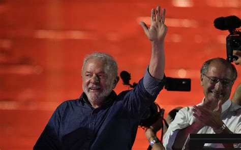 Brazils Lula Set To Reclaim Presidency But Far Right Bolsonaro Yet To