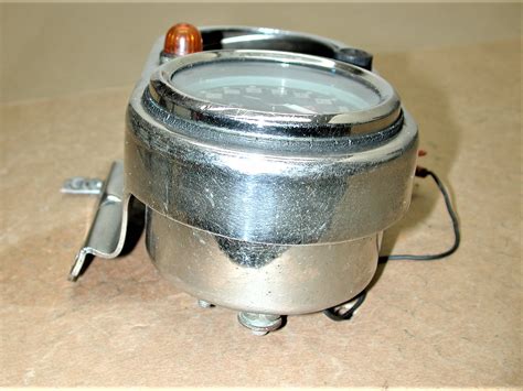 Vintage Harley Davidson Fxr Oem Motorcycle Speedometer Mounting Housing