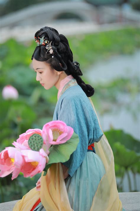 艺图语 2022 08 12 夏日长 瑜瑾 微图坊