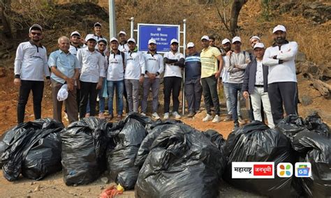 Pcmc शिवजयंती निमित्त अस्तित्व फाउंडेशनचे शिवनेरी किल्ल्यावर गडकिल्ले