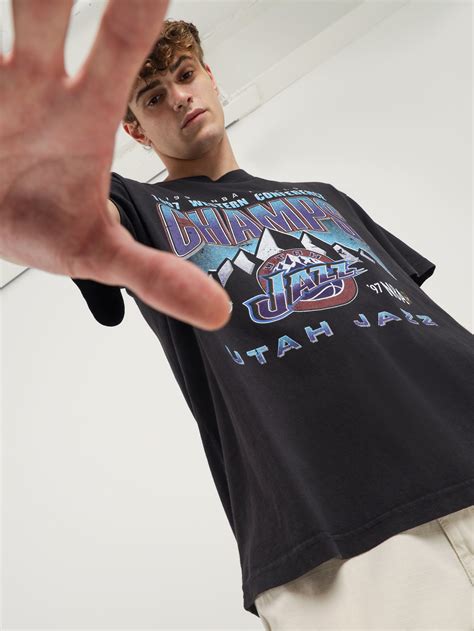 Mitchell And Ness 1997 Conf Champions Utah Jazz T Shirt Glue Store