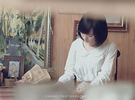 咖啡攝影：短頭髮的姑娘其實很好看，自帶文藝光環 每日頭條