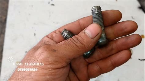 إحذر عند تركيب إطار عجل ، جنط السيارة قم بتركيب الصامولة بشكل صحيح