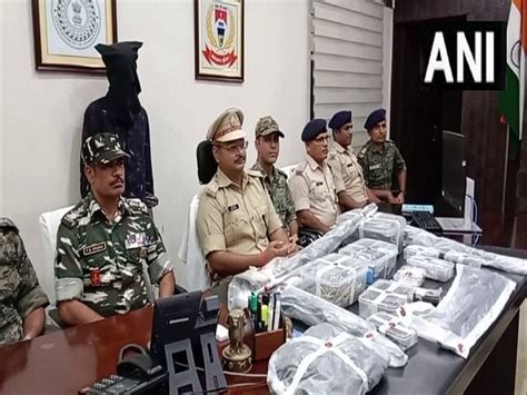 Banned Outfits Naxal Commander Arrested In Jharkhands Khunti