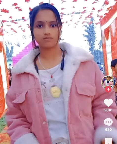 Lirik Lagu Mineral Water Yang Viral Di TikTok Remaja Jaket Pink Asik Joget Hingga Mau Pingsan