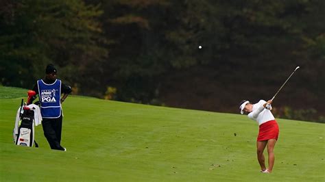Bianca Pagdanganan Just One Stroke Back In Lpga Event After A 67
