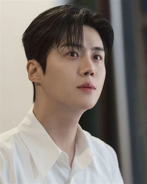 Kim Seon Ho Tiều Tụy Héo Mòn Lộ Diện Lần đầu Sau Scandal Chấn động