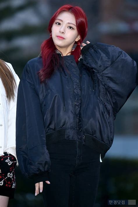 [포토] Itzy 유나 양갈래 머리로 깜찍하게~