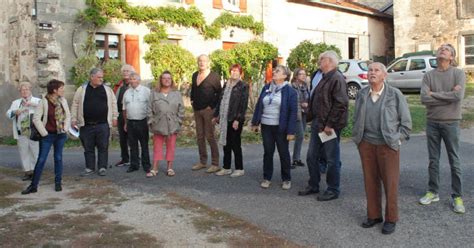 Tign Court Les Guides Des Provinces Ont Appris Lire Les Fa Ades De