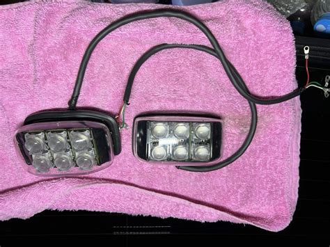 【やや傷や汚れあり】パトライト Lp3 M Led 警光灯 覆面 パトカー 警護 レッカー 12v 24v共用 青 クリアレンズ 検索