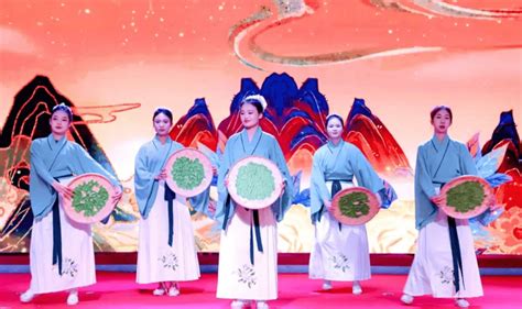 “春风十里·多彩西咸”2024年西咸文旅体资源推介会举办新区旅游活动