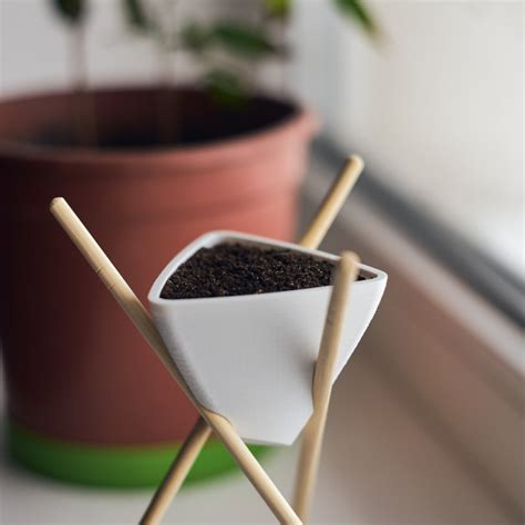 Stl File Semi Triangular Planter・3d Printing Model To Download・cults