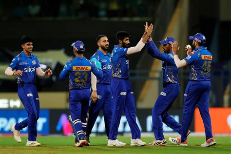 Ipl 2022 Mi Vs Srh Who Will Win Rediff Cricket