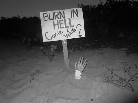 Carrie White Burns In Hell