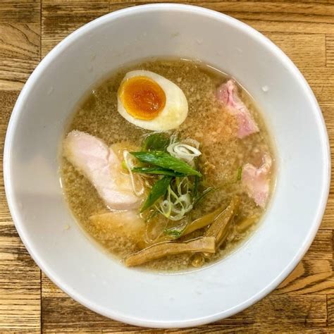 『病みつき中華そば 煮玉子12入り（麺少なめ）¥900』麺屋 一八のレビュー ラーメンデータベース