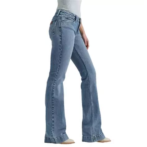 Wrangler Retro® Ladies Mae Mr Donna Light Wash Trouser Jeans