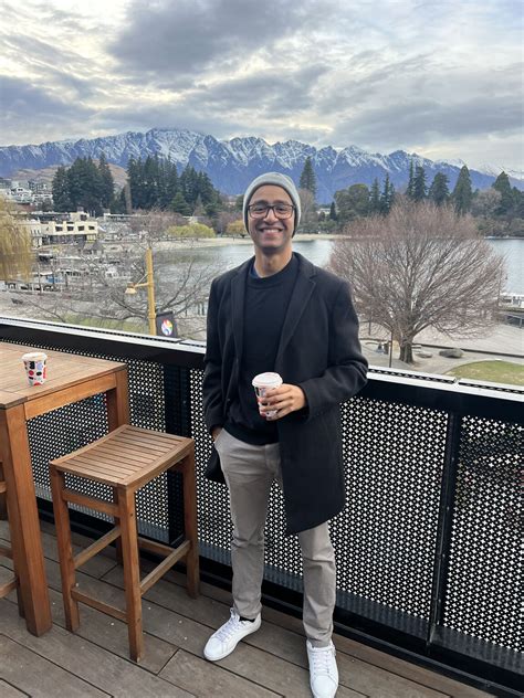 lucas santos on linkedin duskydots