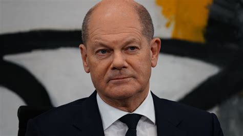 Шолц след разкрития опит за преврат Тревожно е че има бивш депутат сред замесените Nova