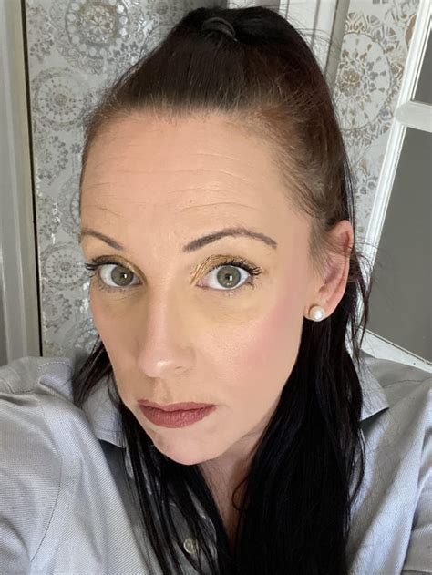 Blushing Rlookoftheday