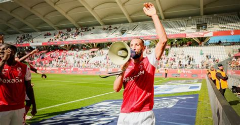 Football Ligue 1 Mercato à Lasse Yunis Abdelhamid La Voix à Suivre