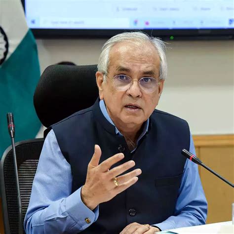 Rajeev Kumar Resigns As The Vice Chairman Of Niti Aayog Suman K Bery Appointed His Successor