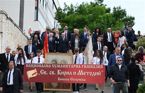 Със спешно писмо до министър Вълчев кметът Методи Байкушев настоява за