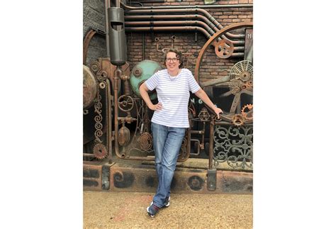 Look To See Me Chris Pepple