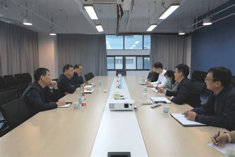 焦作工信局局长付希强一行莅临设计城参观考察 广东同天科技产业发展有限公司