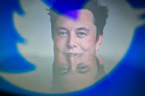 Cumpărarea Twitter Două direcții pentru platforma lui Elon Musk