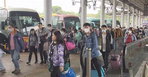 深圳灣過關人流多 有內地旅客稱入境本港需約廿分鐘 無綫新聞tvb News