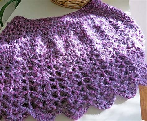 Ravelry Shortie Shell Capelet Pattern By Kathy North