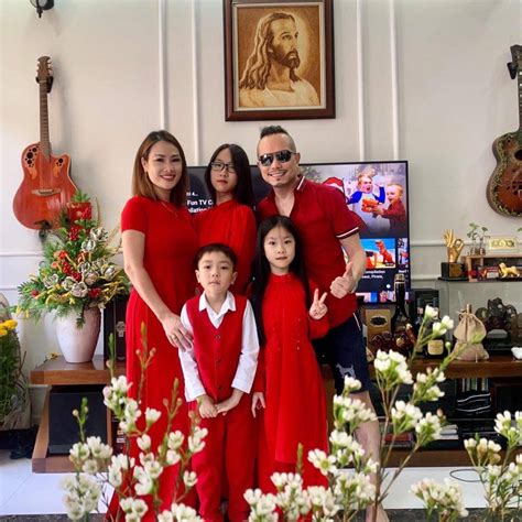 Nhan Sắc Xinh đẹp Của Con Gái Jimmii Nguyễn