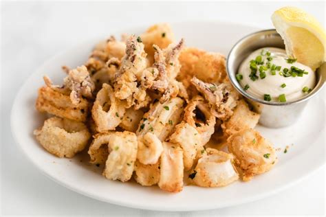 Makanan Yang Makin Nikmat Dengan Saus Tartar