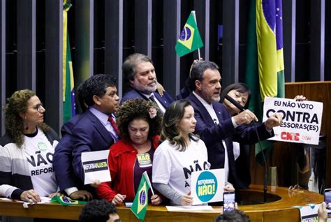 Congresso Nacional Veja Como Votaram Os Deputados Da Bahia No 1º Turno