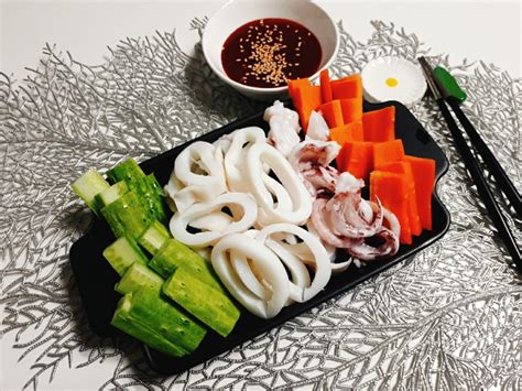 술안주~오이 당근 갑오징어숙회