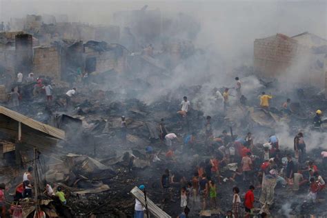 In Pictures Fire Razes Philippines Squatter Colony The Straits Times