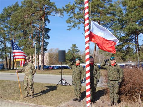 Nowy komendant w Nowej Dębie Wiadomości Polskie Radio Rzeszów