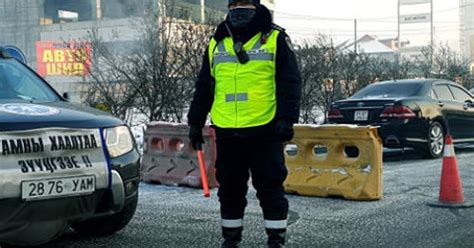 Тээврийн хэрэгсэл жолоодож яваад бие нь муудсан иргэний амийг аварчээ Asuudal Mn