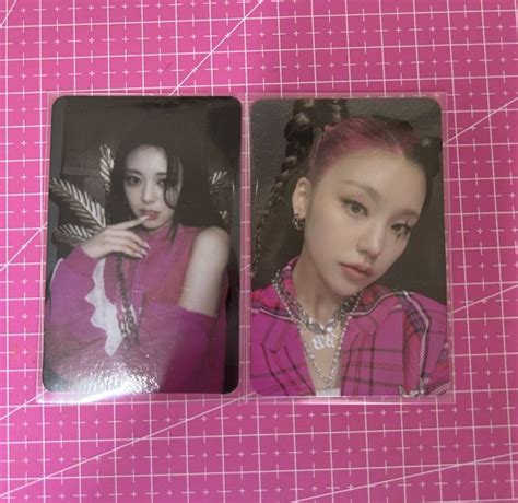 Wts Itzy Yeji Lia Pc Hobbies And Toys Collectibles And Memorabilia K