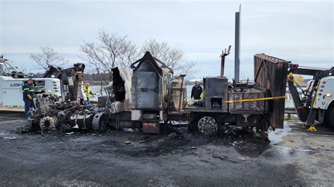 I 295 In Portland Reopens After Vehicle Fire Causes Massive Delays