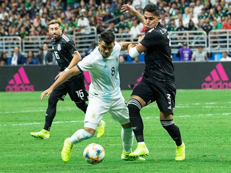 La defensa de México nunca se encontró ante Argentina Excélsior