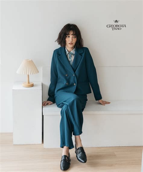 Gt 短版西裝外套 Georgia Tsao