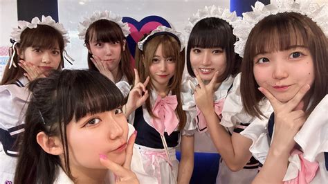 【公式】めいどりーみん大須招き猫前店 On Twitter お月様メンバーそろいました！🌙 めいどりーみんではお給仕レベルがアップすると