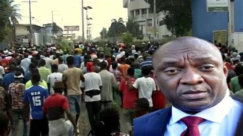Gwo Deblozay pete gwo manifestasyon Youri Latortue nan ULCC Militan yo komanse ap fe dezòd