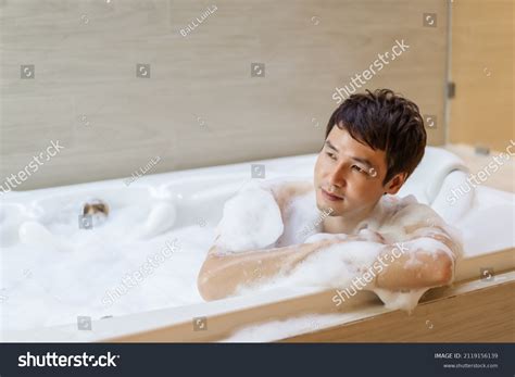 108276 Man Bath 이미지 스톡 사진 및 벡터 Shutterstock