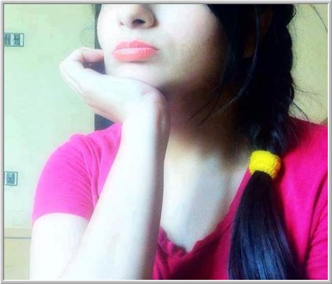 Cool And Stylish Girls Dpz For Fb Humstylish